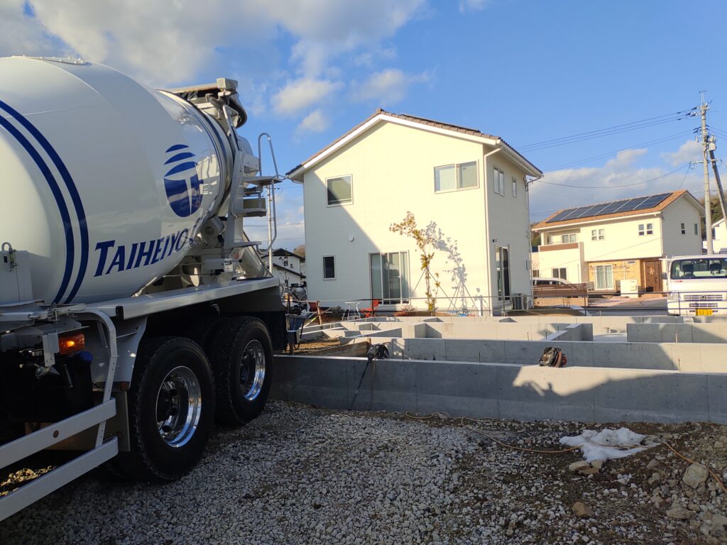 【casa bago】脱型・増し打ち - PLACE miyoshi